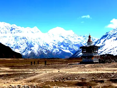 Manaslu Tsum Valley Trek – 20 Days Remote Journey